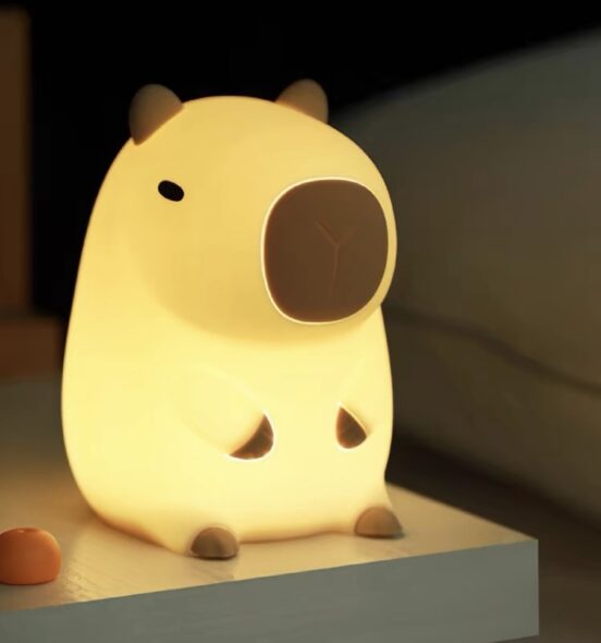 Kawaii Capybara USB Night Lamp - Limited Edition